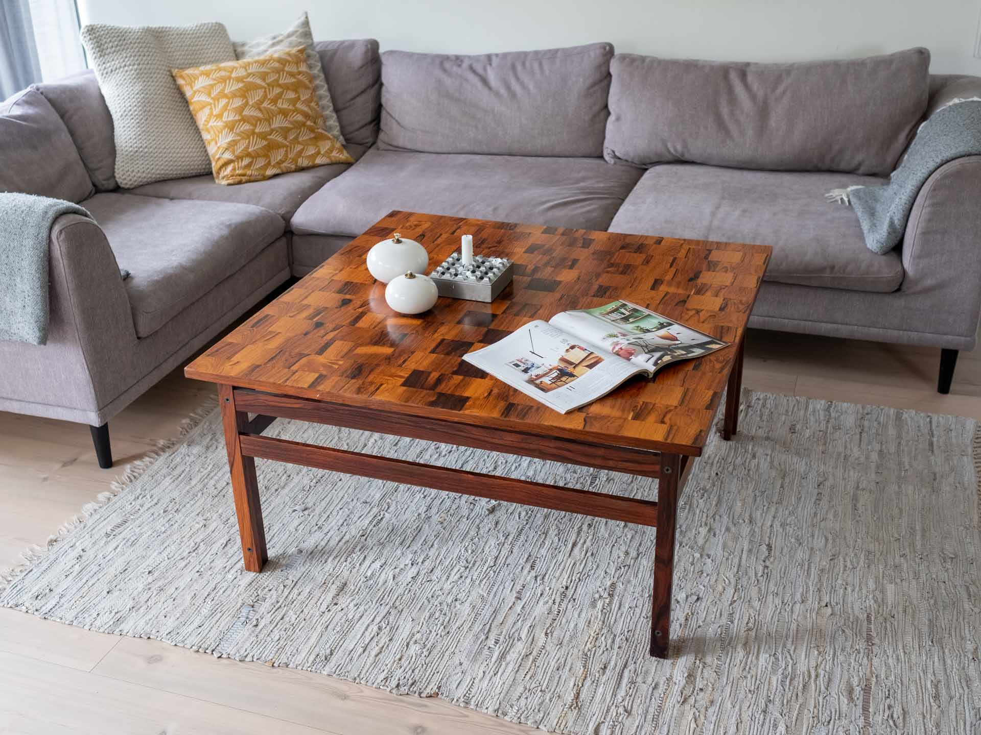 Soffbord design Gillis Lundgren — Reprobruket