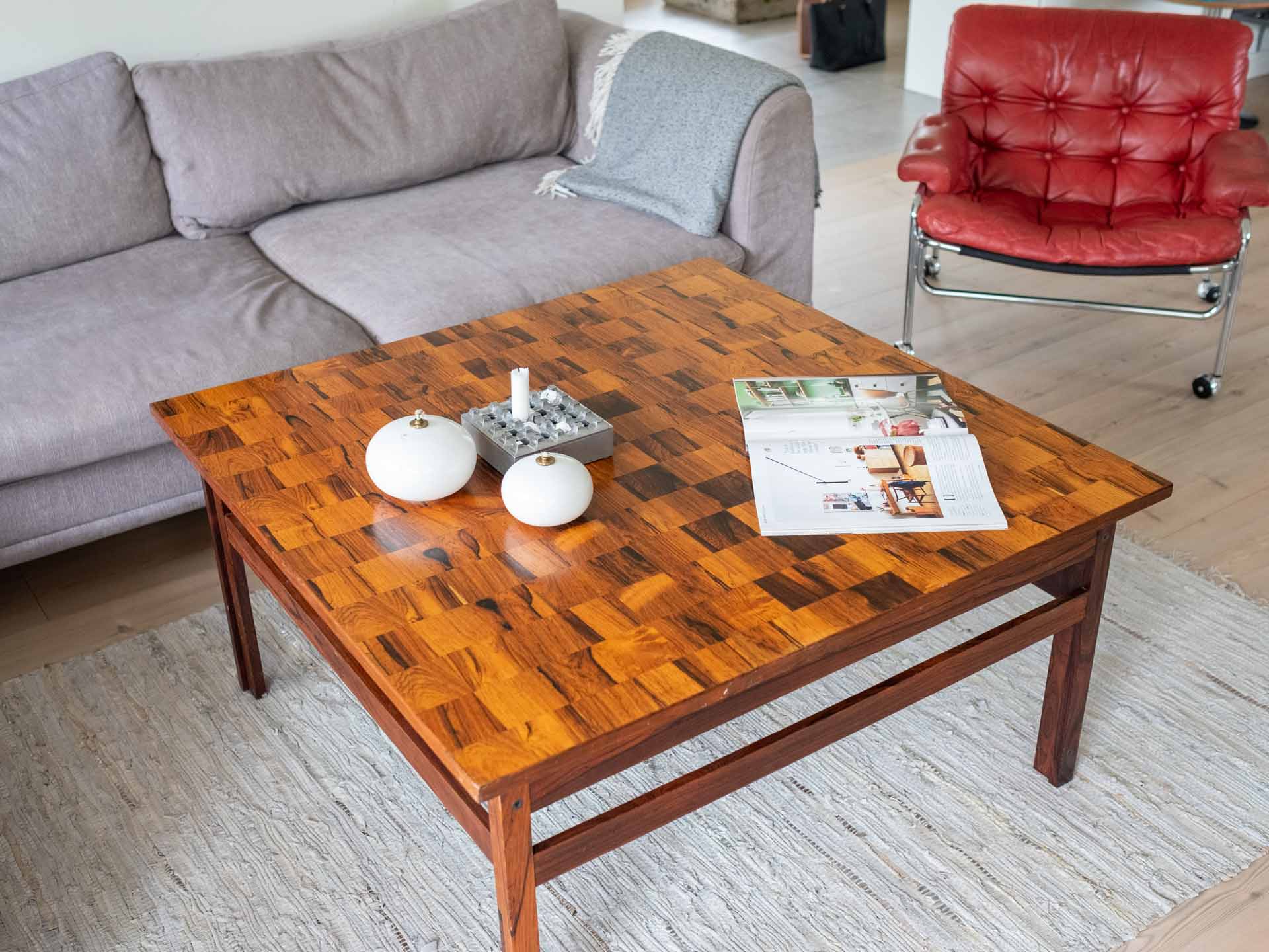 Soffbord design Gillis Lundgren — Reprobruket