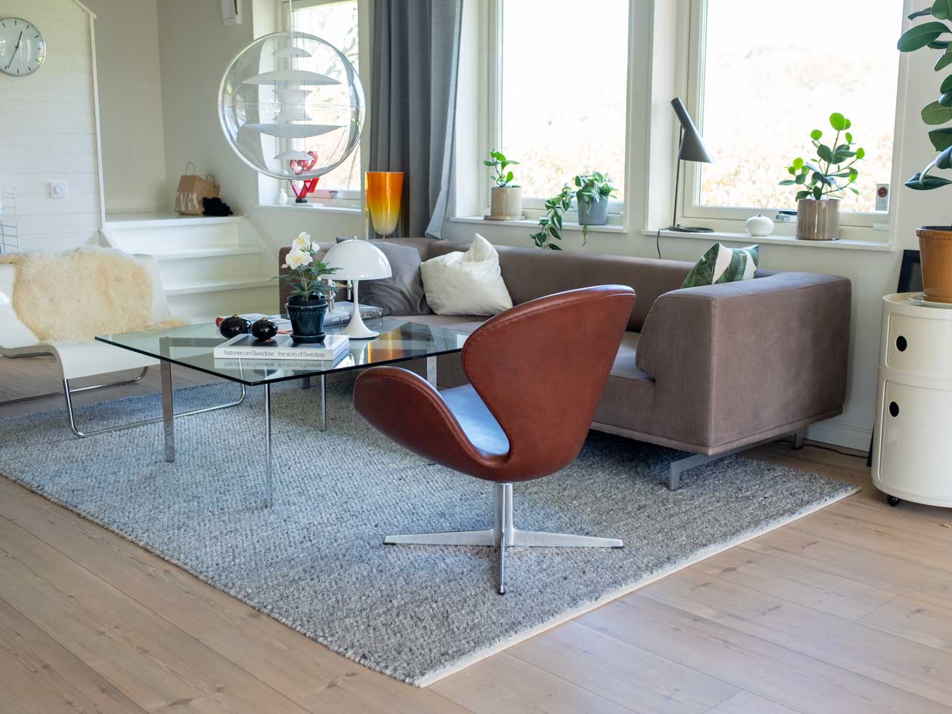 Fritz Hansen Svanen — Reprobruket