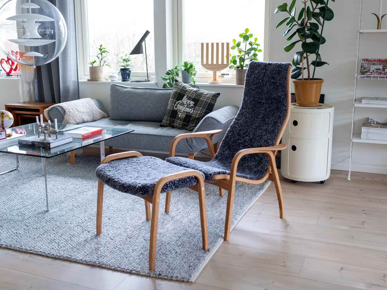 Lamino med fotpall oljad ek Scandinavian grey — Reprobruket